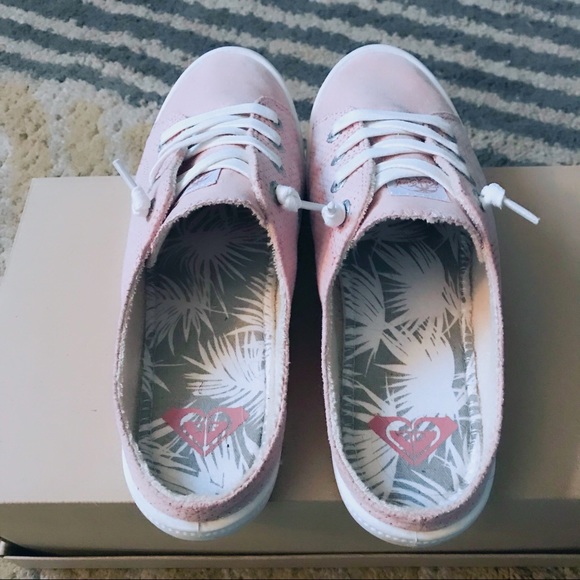 Roxy | Shoes | Roxy Surf Rose Slip On | Poshmark